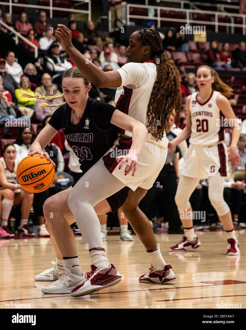 Maples Pavilion Stanford, CA. 20th Mar, 2025. U.S.A. Portland forward ...