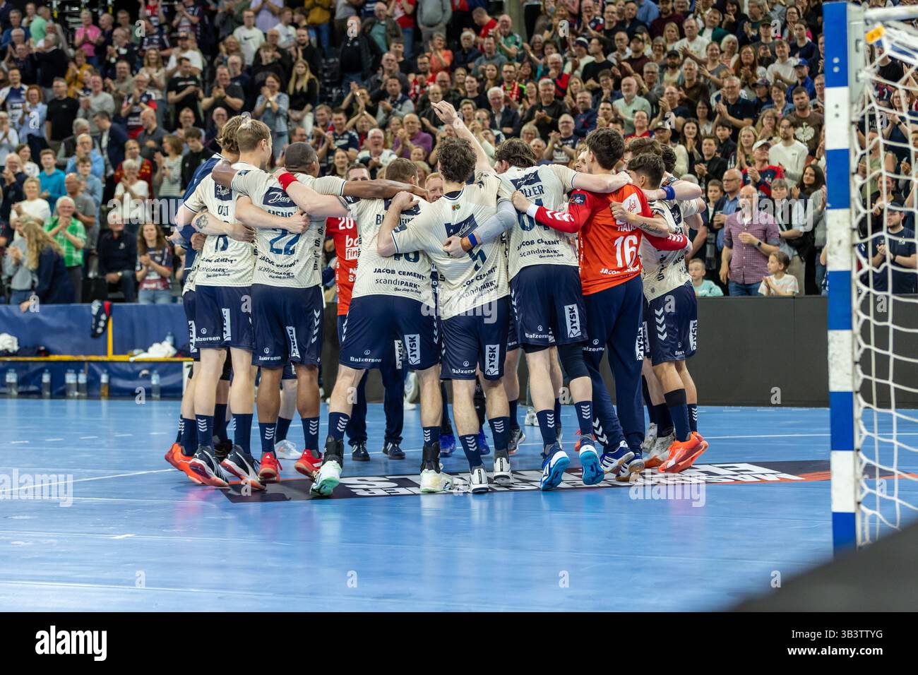 Flensburg, Germany. 29th Apr, 2025. Handball: EHF European League, SG ...