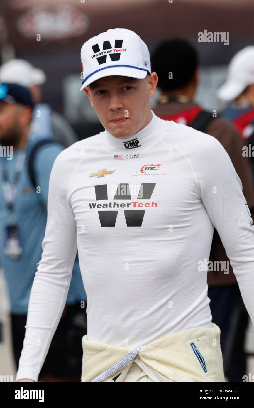 DAYTONA BEACH, FL - FEBRUARY 14: Connor Zilisch (#88 JR Motorsports ...