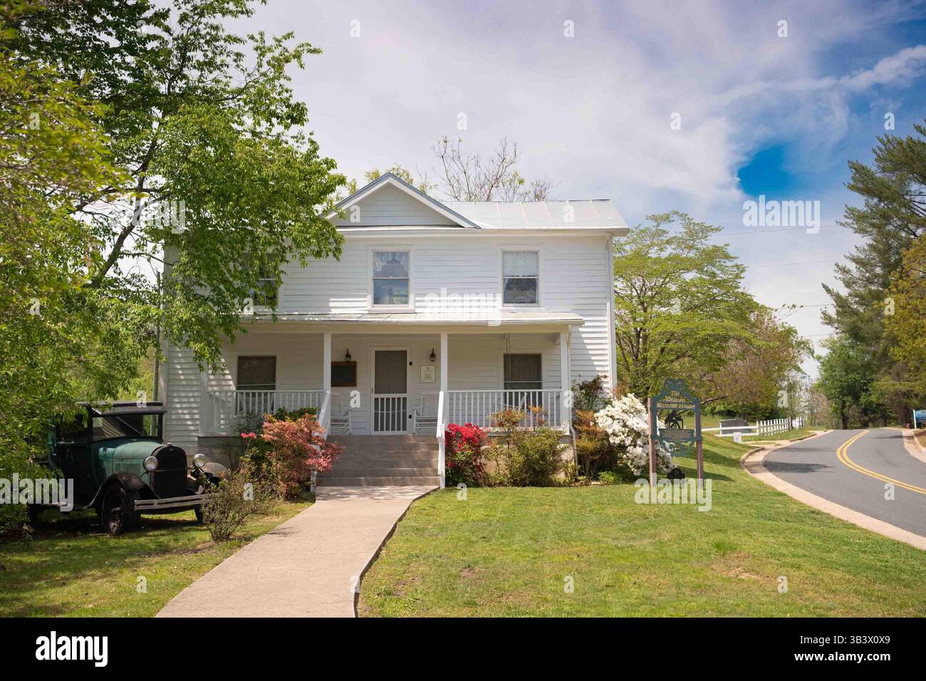 Original Earl Hamner home in Schuyler, VA which the television show The ...