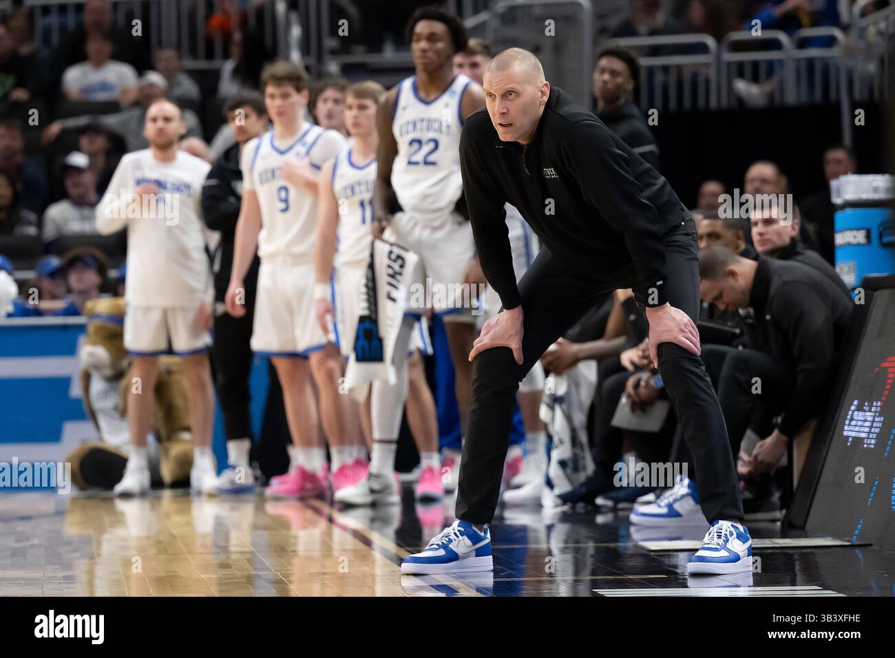Milwaukee, WI, USA. 21st Mar, 2025. Kentucky Wildcats head coach Mark ...