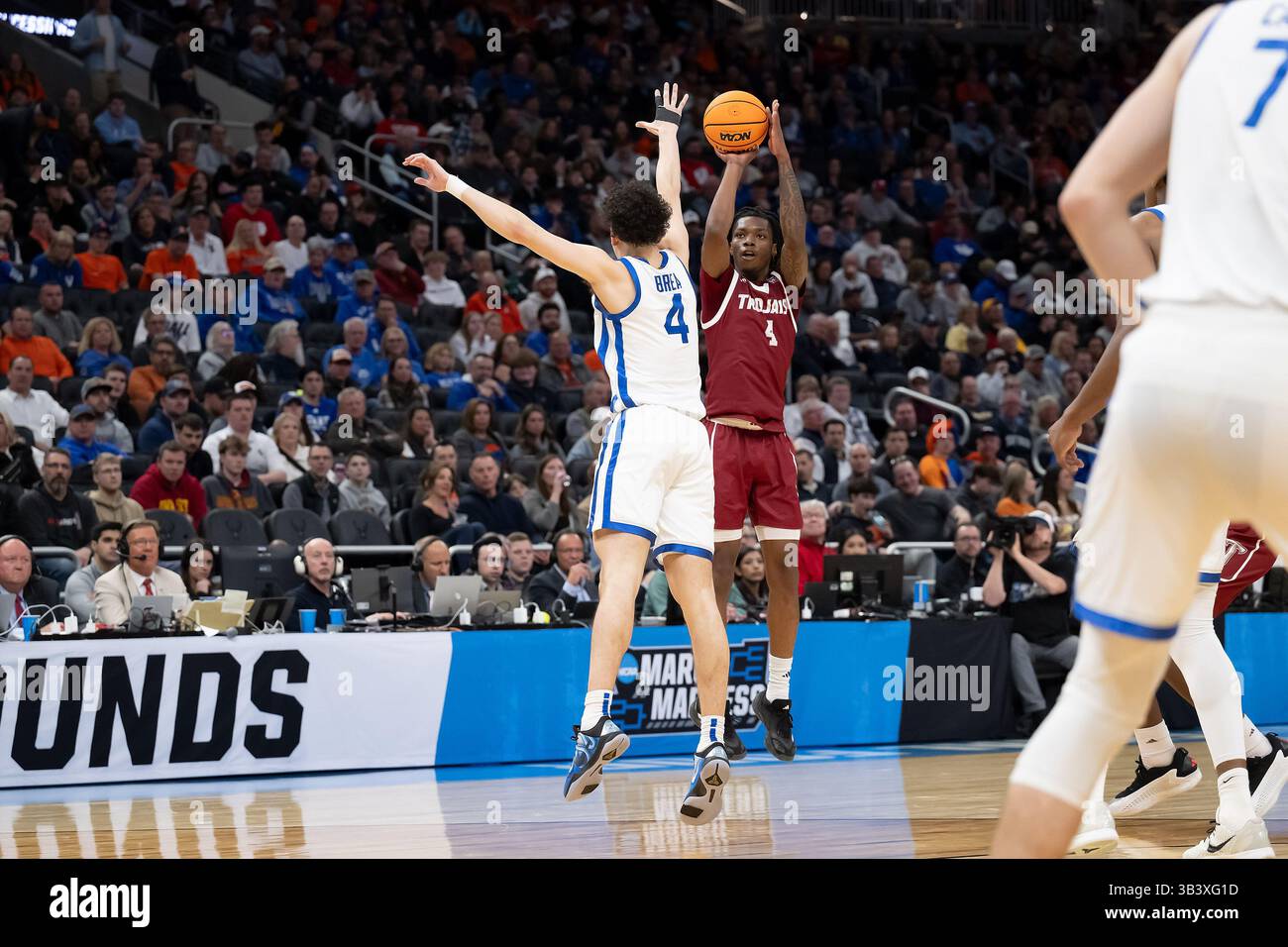 Milwaukee, WI, USA. 21st Mar, 2025. Troy Trojans forward Myles Rigsby ...