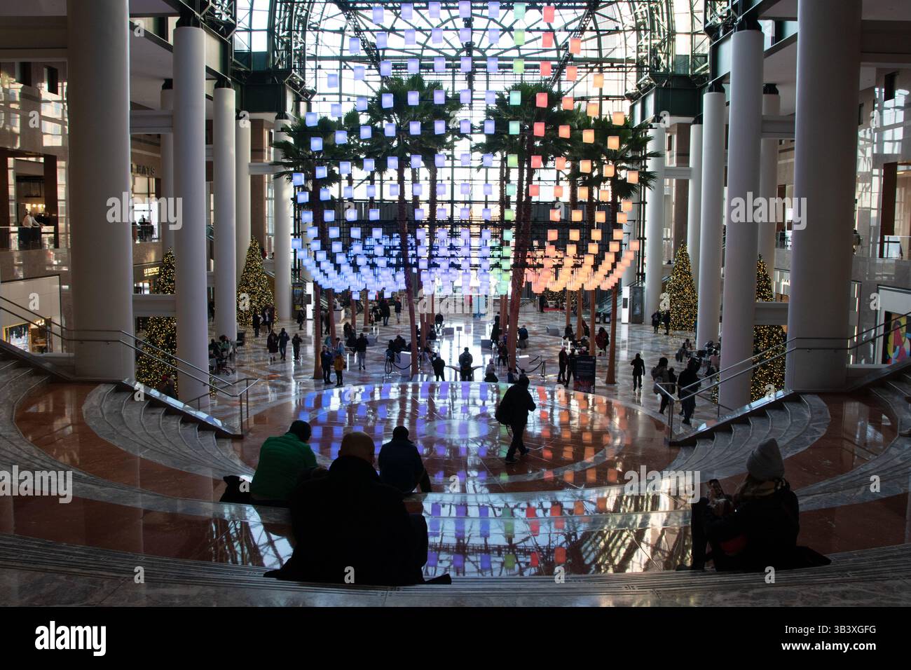 NYC Winter Garden Atrium inside World Trade Center with palm trees and ...