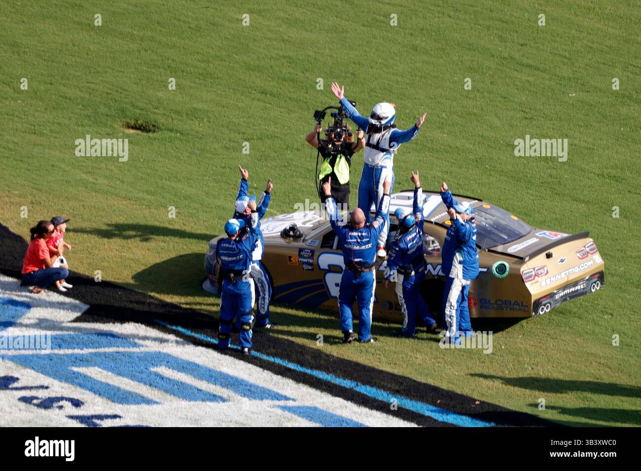 ATLANTA, GA - SEPTEMBER 07: Austin Hill (#21 Richard Childress Racing ...