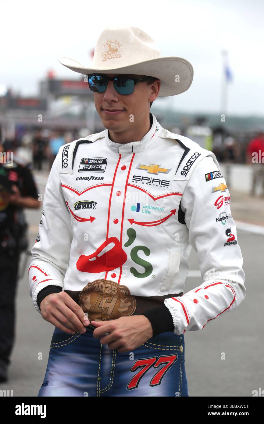 TALLADEGA, AL - APRIL 26: Carson Hocevar (#77 Spire Motorsports Chili's ...