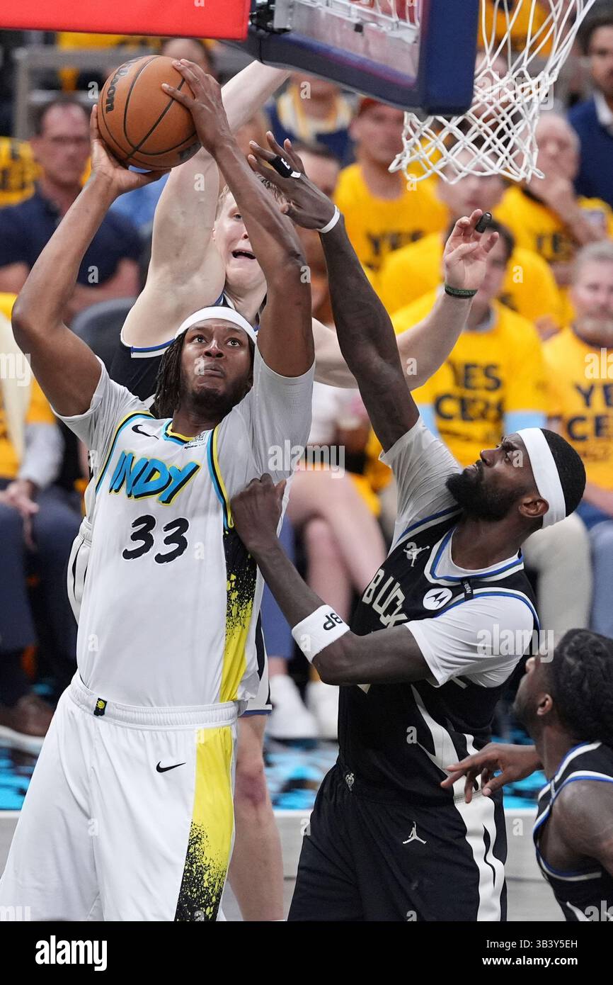 Indiana Pacers center Myles Turner (33) shoots the ball past Milwaukee ...