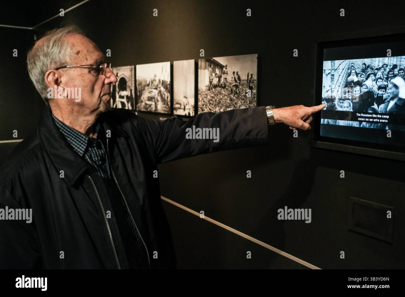Night will fall holocaust hi-res stock photography and images - Alamy