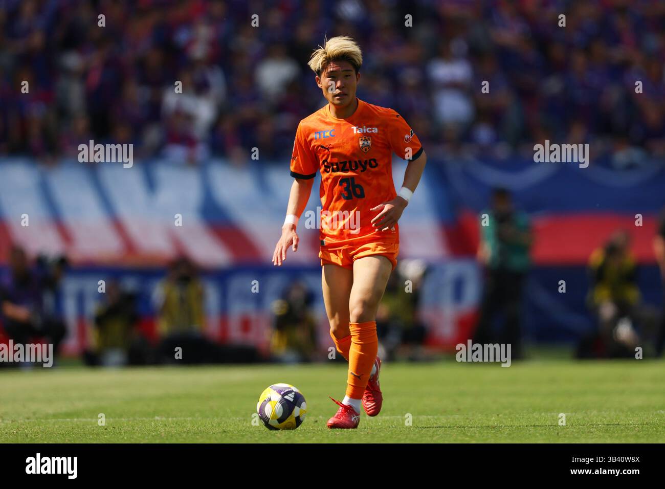 Ajinomoto Stadium, Tokyo, Japan. 29th Apr, 2025. Zento Uno (S-Pulse ...