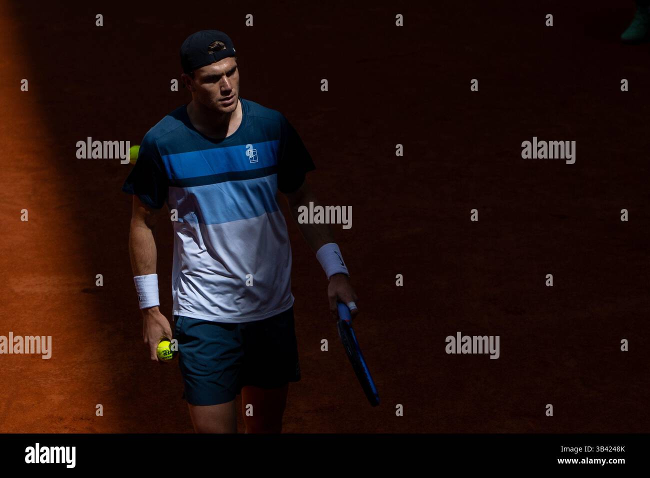 Madrid, Spain. 29th Apr, 2025. Englishman Jack Draper plays against ...