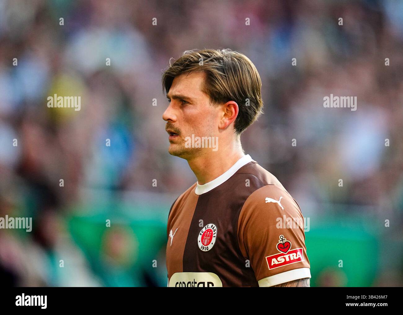 Connor metcalfe fc st pauli hi-res stock photography and images - Alamy
