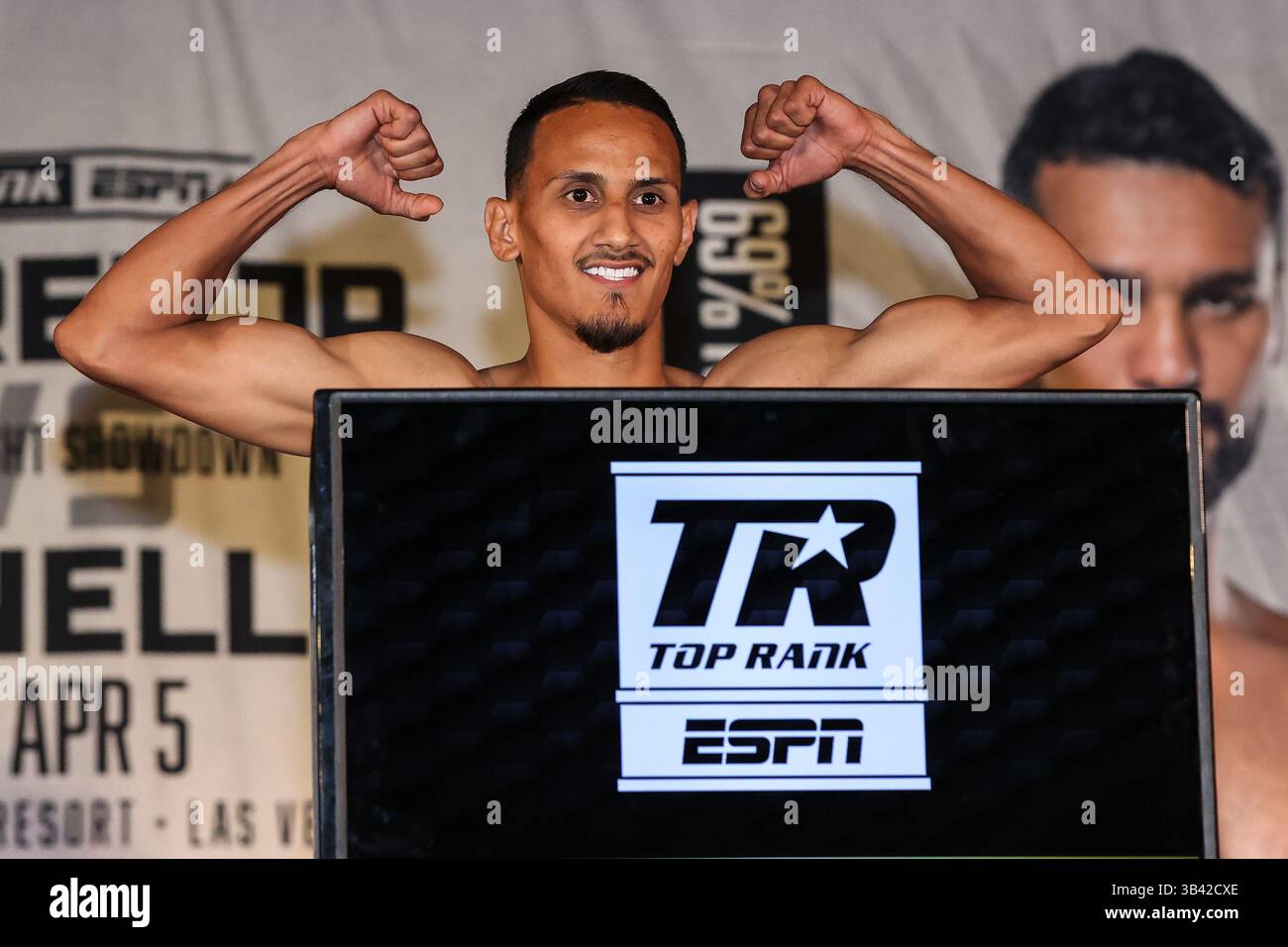 Las Vegas, NV, USA. 4th Apr, 2025. Junior Bantamweight Juan Esteban ...