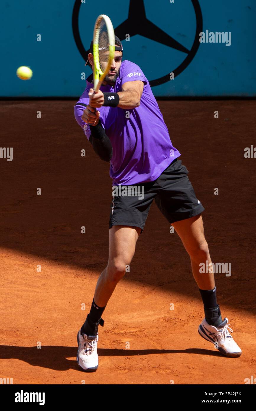 Madrid, Spain. 29th Apr, 2025. Italian Matteo Berrettini plays against ...