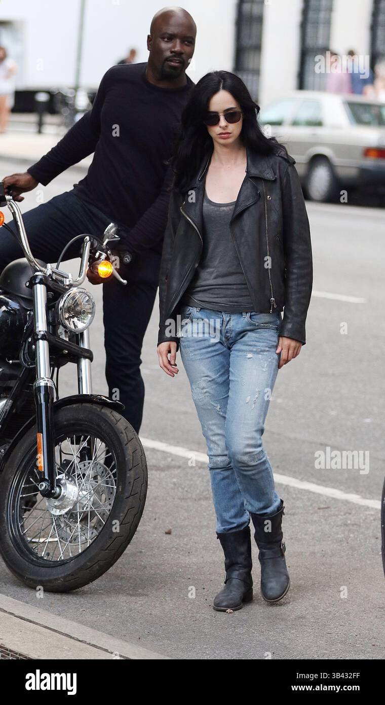 July 20, 2015 - New York City, NY, USA - Krysten Ritter on the set of ...