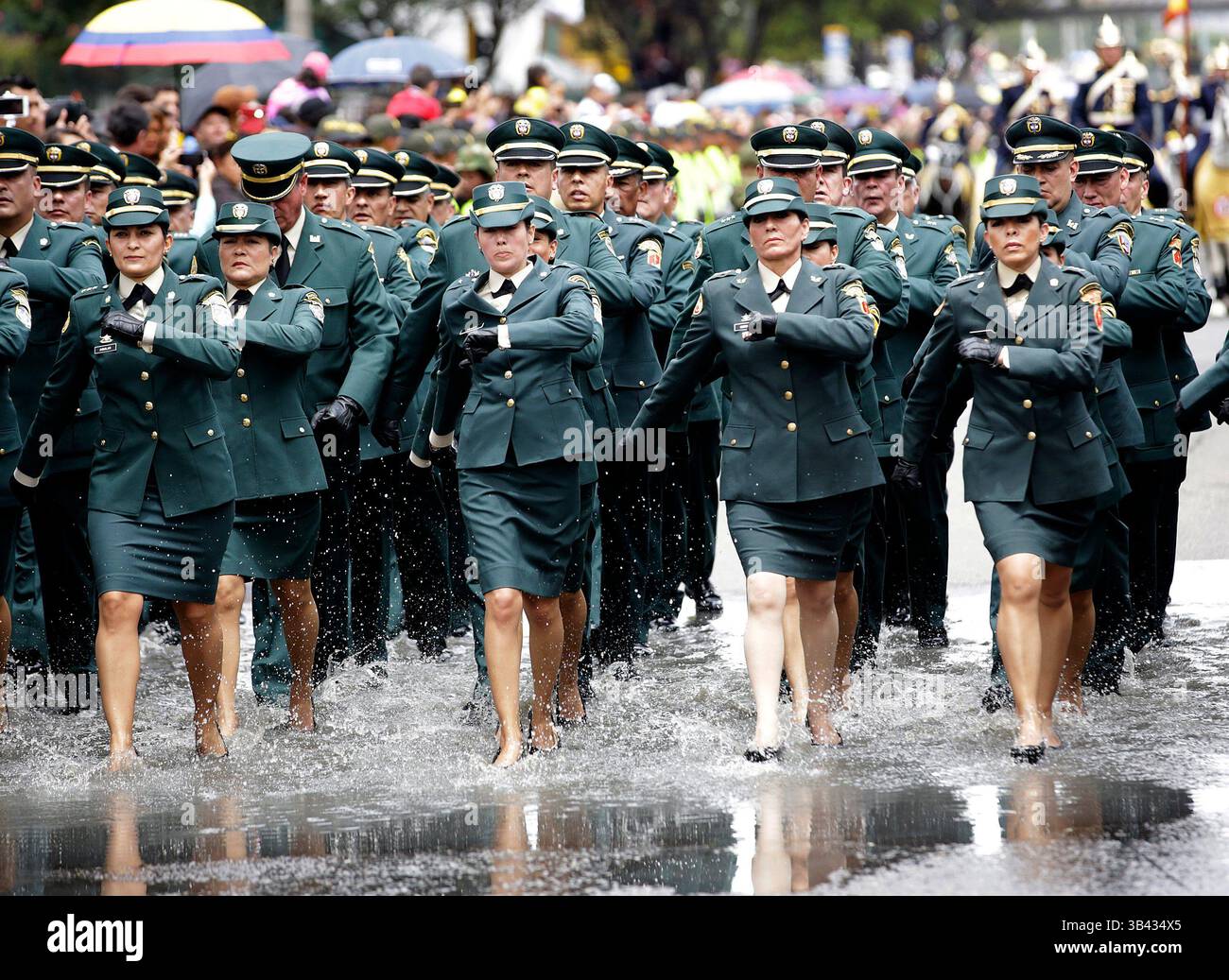 Female soaked in rain hi-res stock photography and images - Alamy