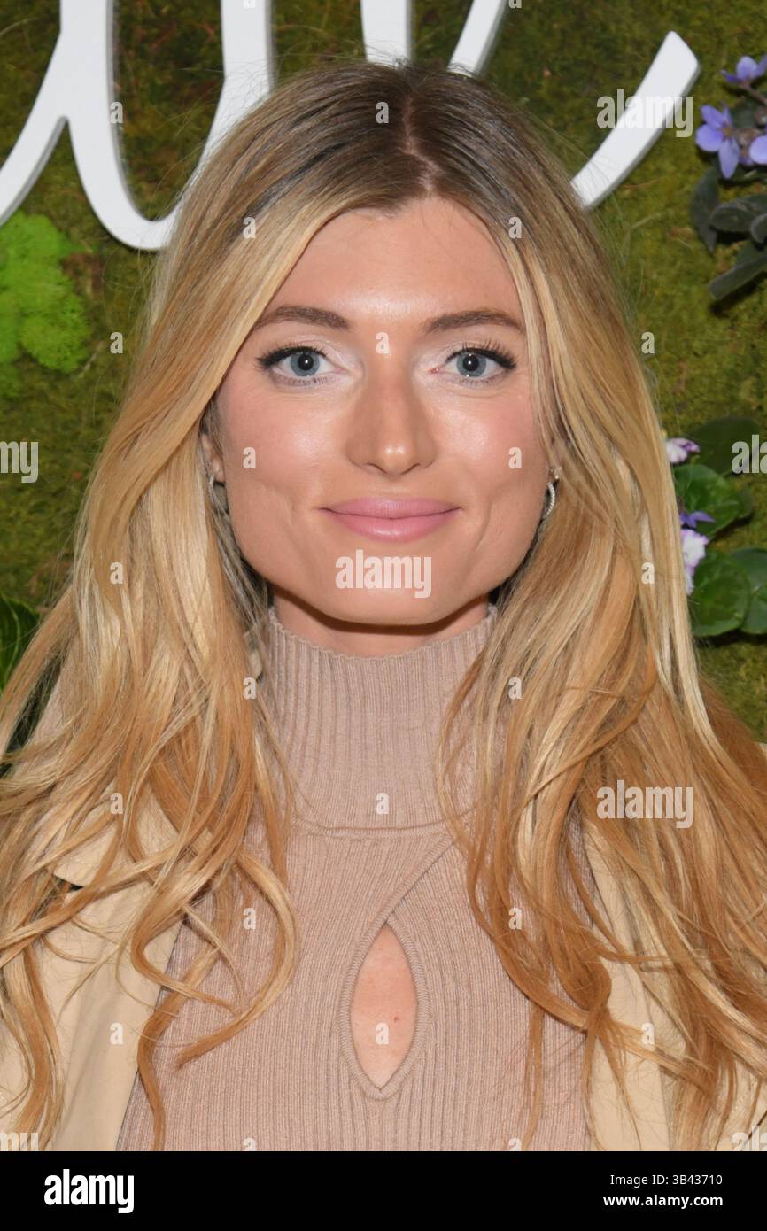 New York, USA. 29th Apr, 2025. Sophie Sumner attends Silhouette Clear ...