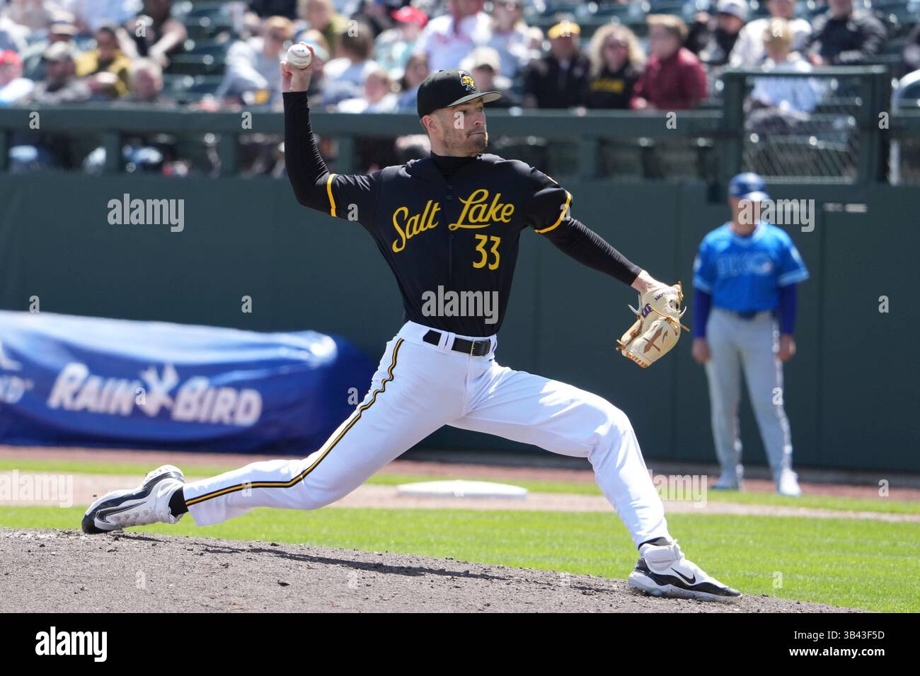 Salt Lake UT, USA. 27th Apr, 2025. Salt Lake Bees pitcher Luke Murphy ...