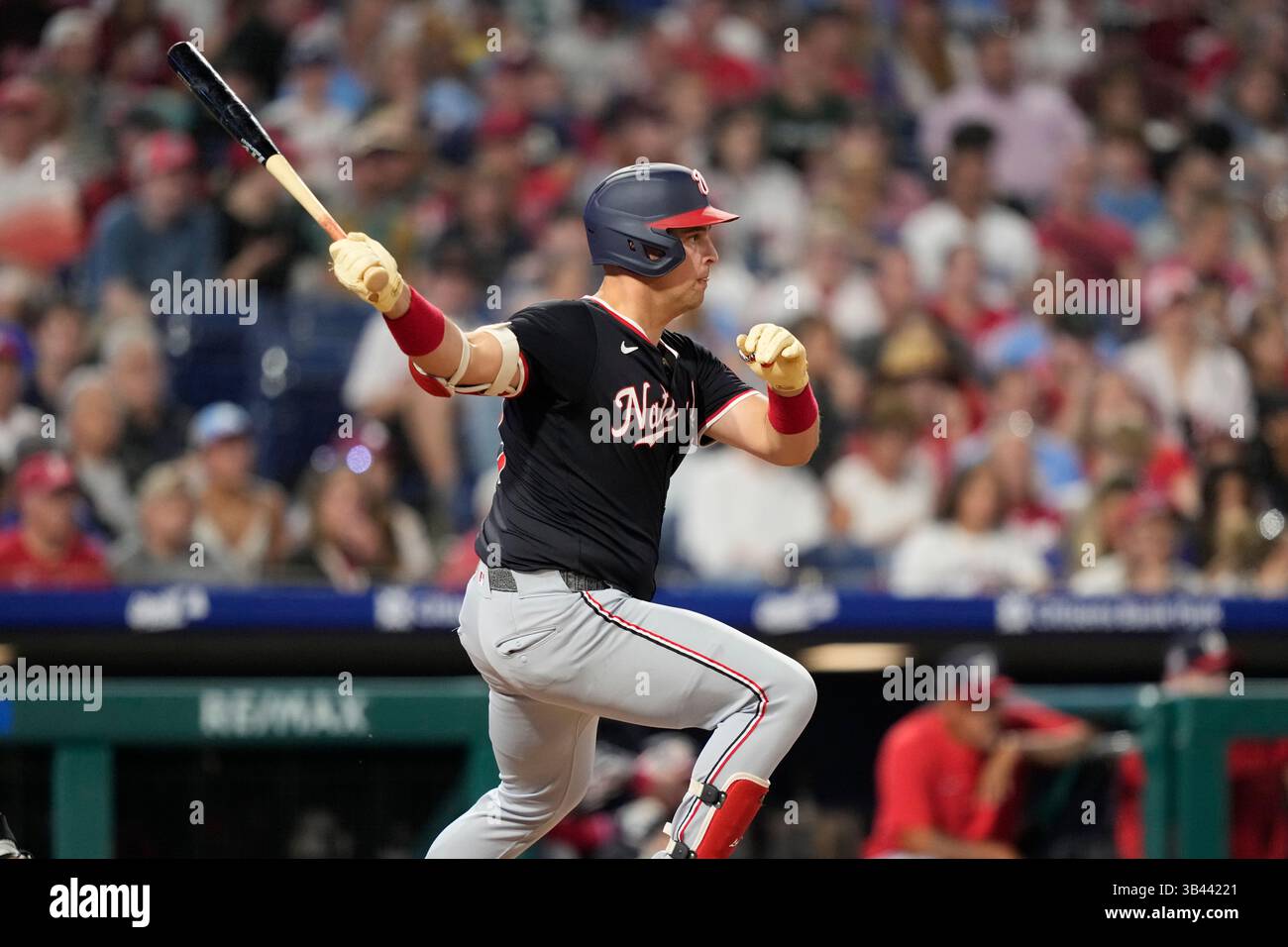 Washington Nationals' Nathaniel Lowe plays during a baseball game ...