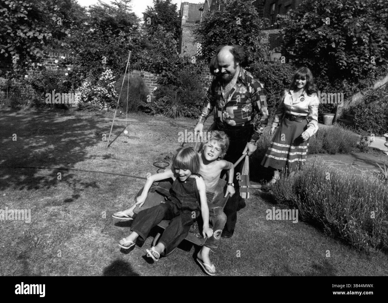 Dec. 16, 1975 - Timothy West - Star Of 'King Edward Vii' The New Tv ...