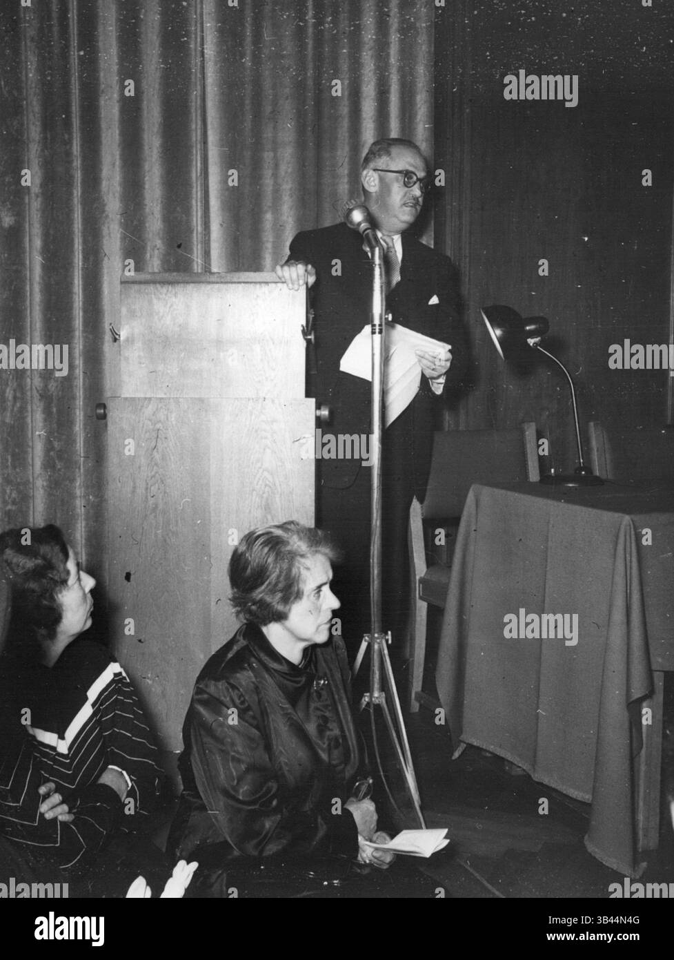 Dec. 15, 1962 - Remembrance of the crystal night. 15 years ago the ...