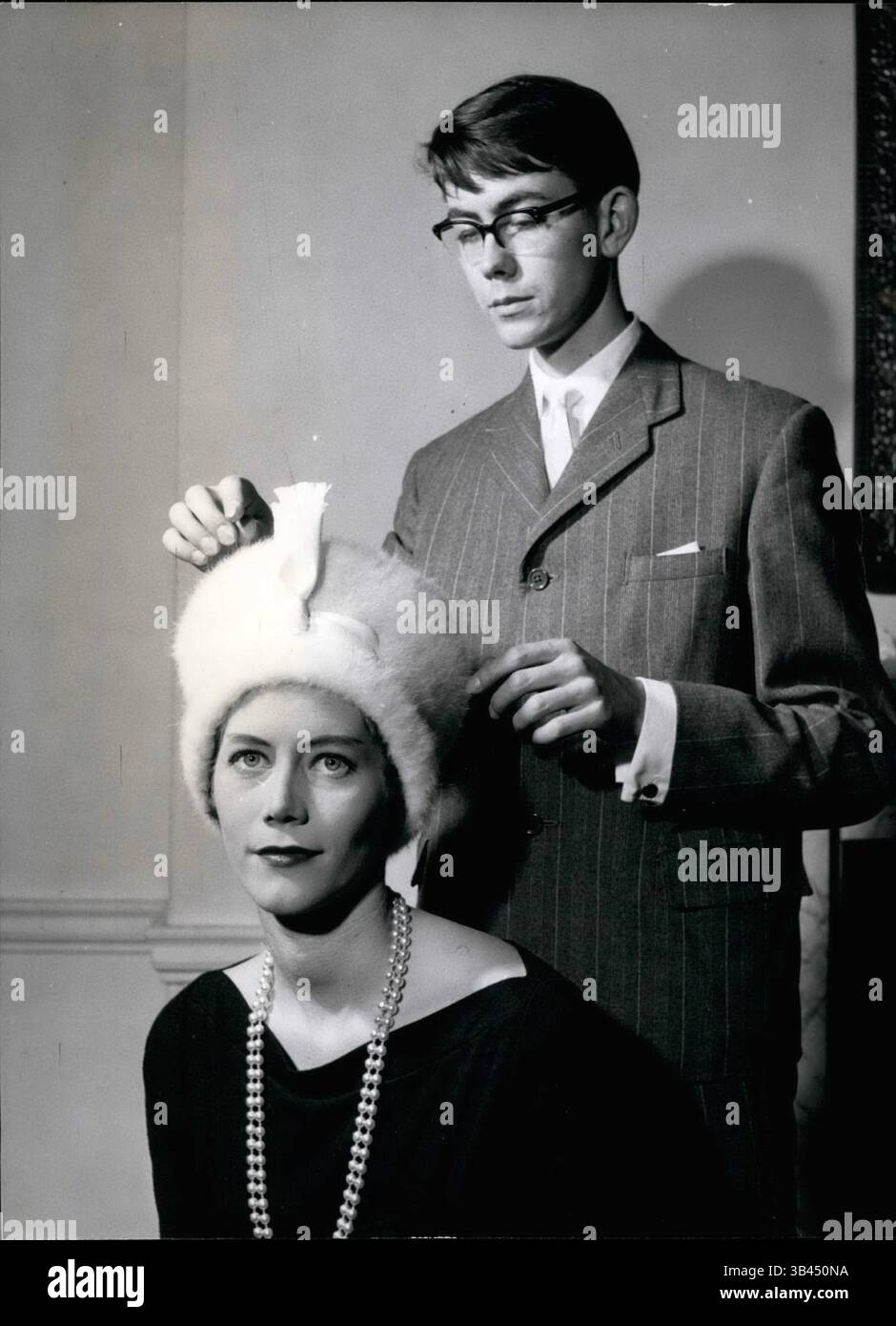 Graham smith milliner hi-res stock photography and images - Alamy