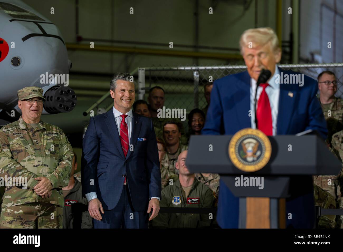 President Donald Trump delivers remarks to troops alongside Secretary ...