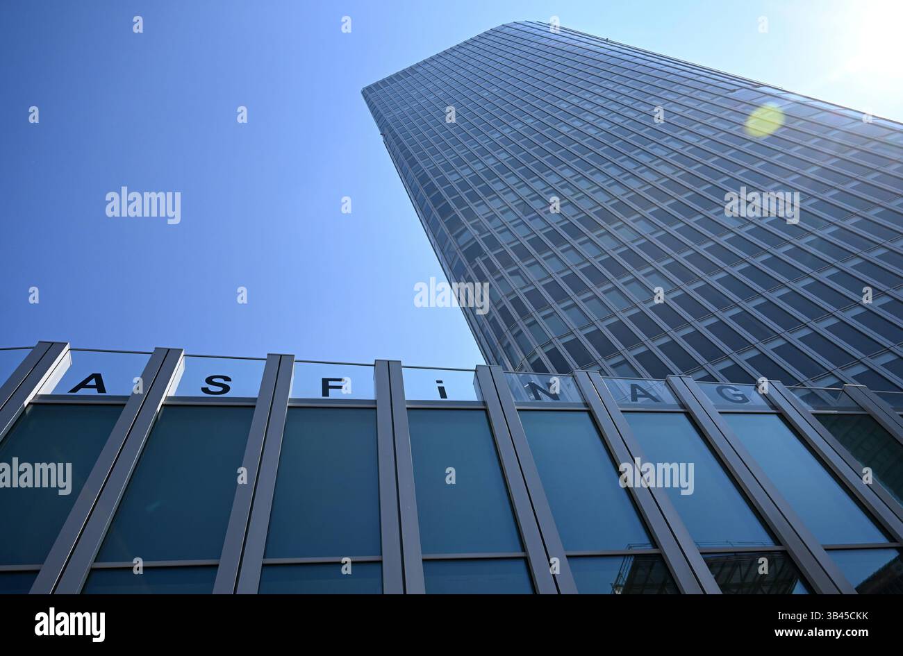 THEME IMAGE - Illustration on the topic of Asfinag. Image: The logo at ...