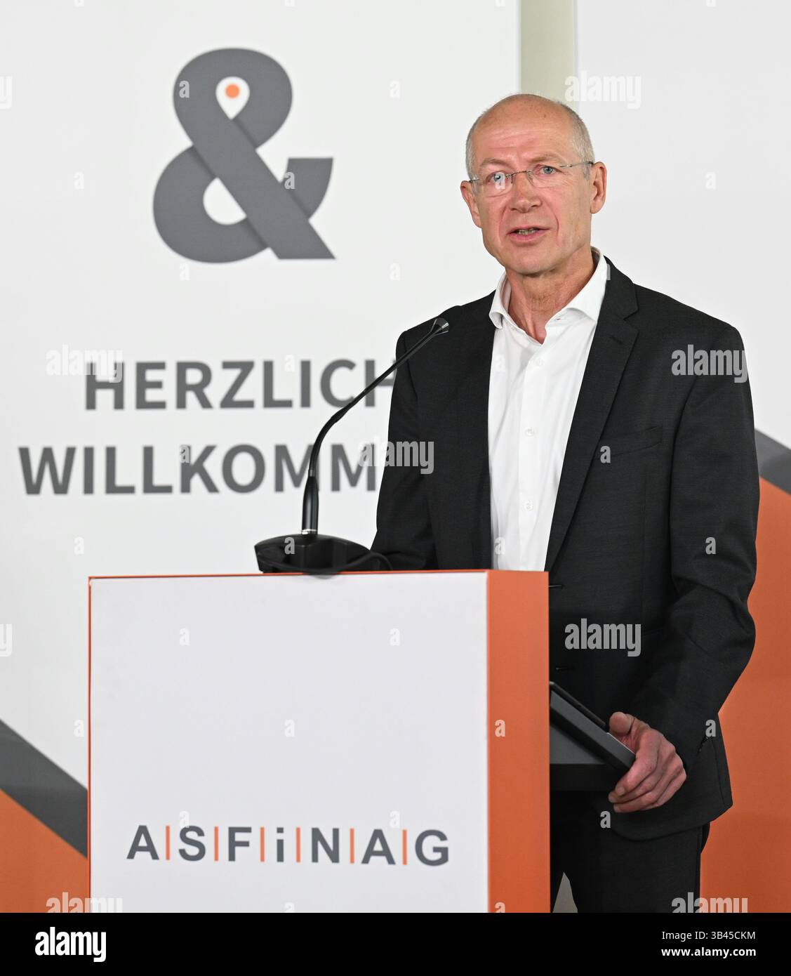 The Asfinag press conference on the 2024 annual results in Vienna ...
