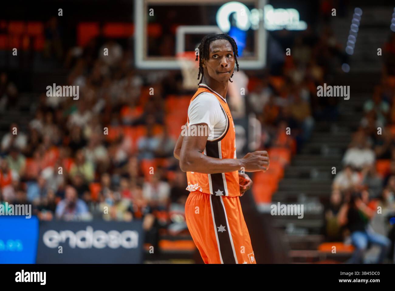 Valencia player hi-res stock photography and images - Alamy
