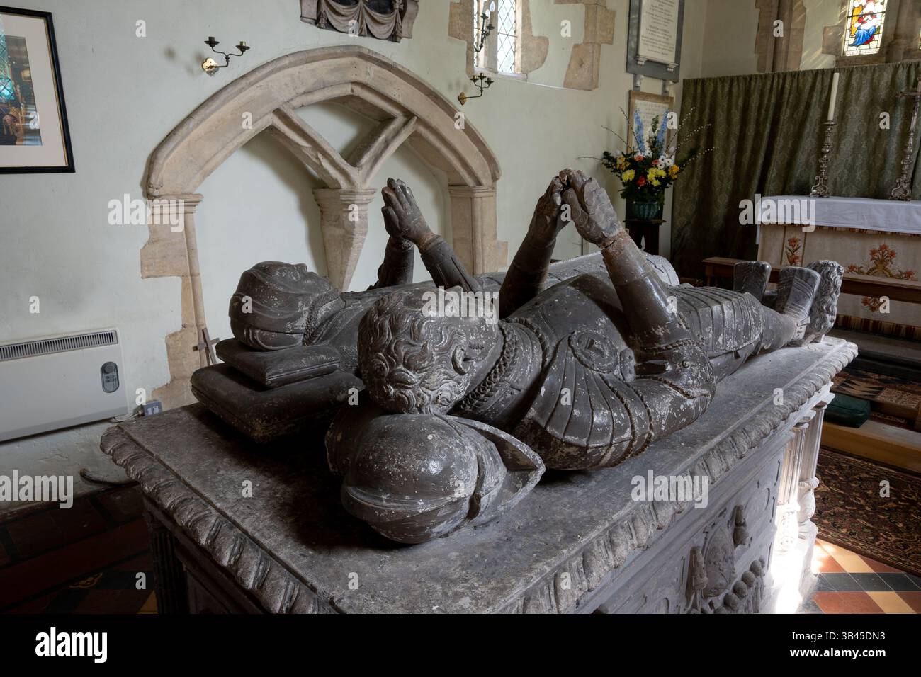 Paul and Dorothy Dayrell tomb, St. Nicholas Church, Lillingstone ...