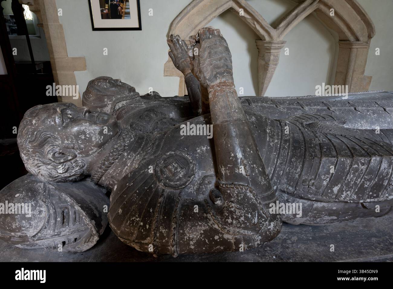 Paul and Dorothy Dayrell tomb, St. Nicholas Church, Lillingstone ...
