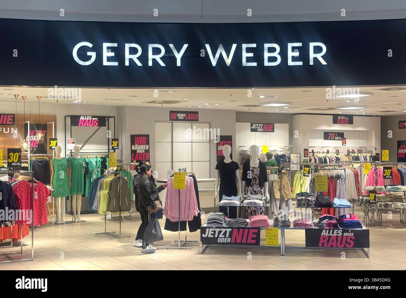 GERRY WEBER Modekette,deutsches Unternehmen fuer Bekleidung,Laden,Shop ...