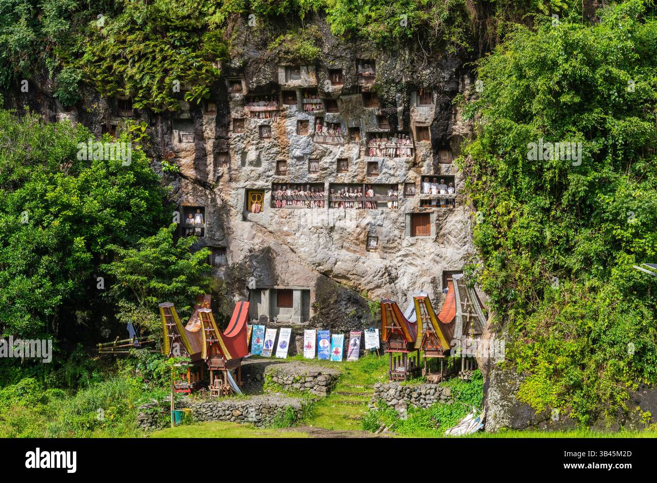 One of the oldest burial cliffs and most spectacular site of the rock ...