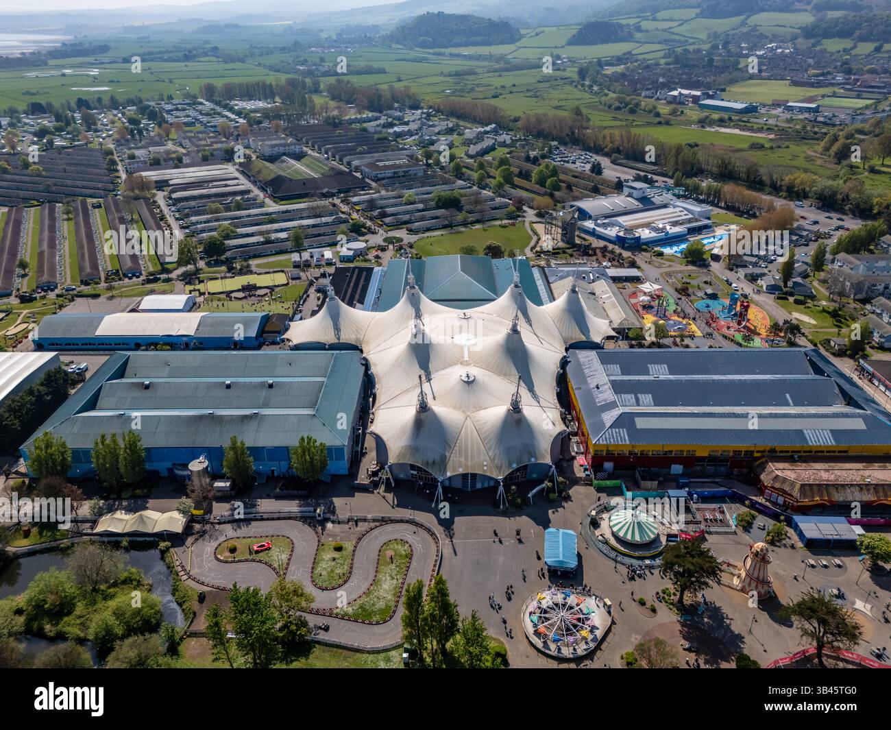 Minehead, UK. 29th Apr, 2025. Aerial view of the Butlin's holiday ...