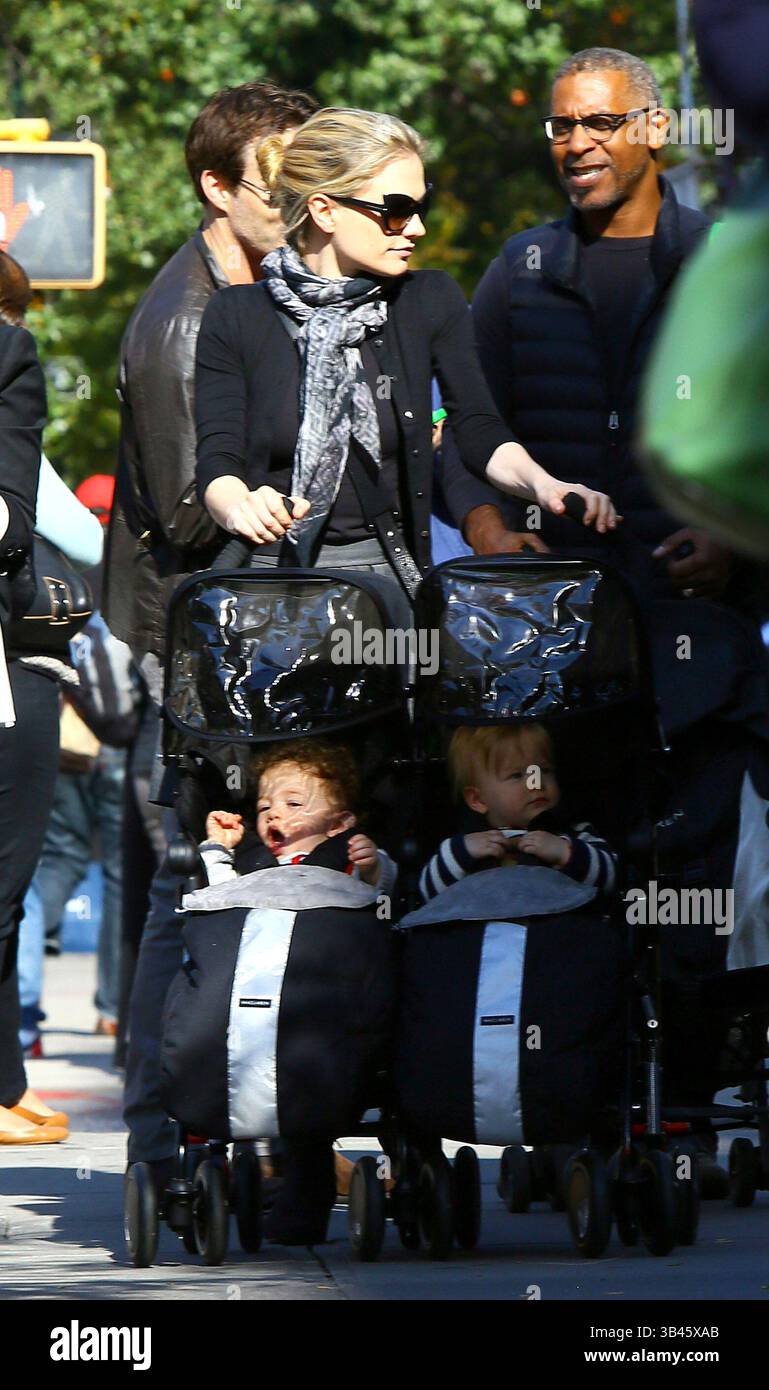 Anna Paquin and Stephen Moyer out and about with their twins Charlie ...