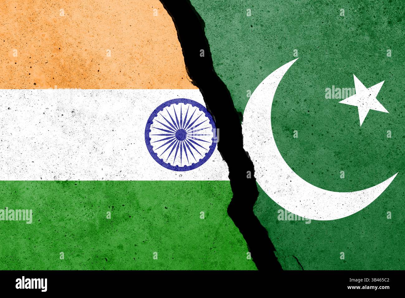 India vs pakistan flag hi-res stock photography and images - Alamy