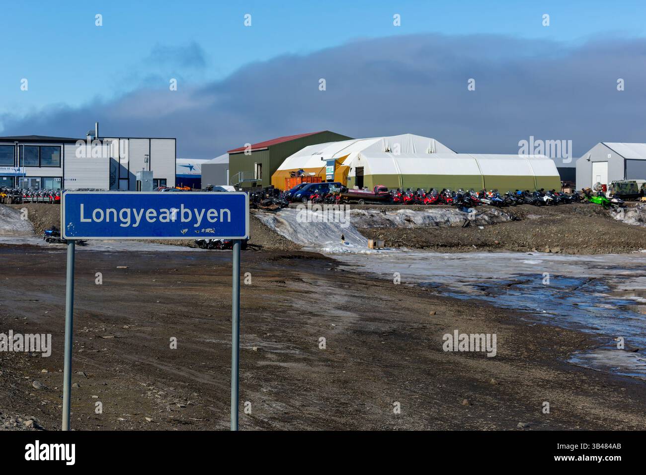 Longyearbyen (literally The Longyear Town) is the largest settlement ...