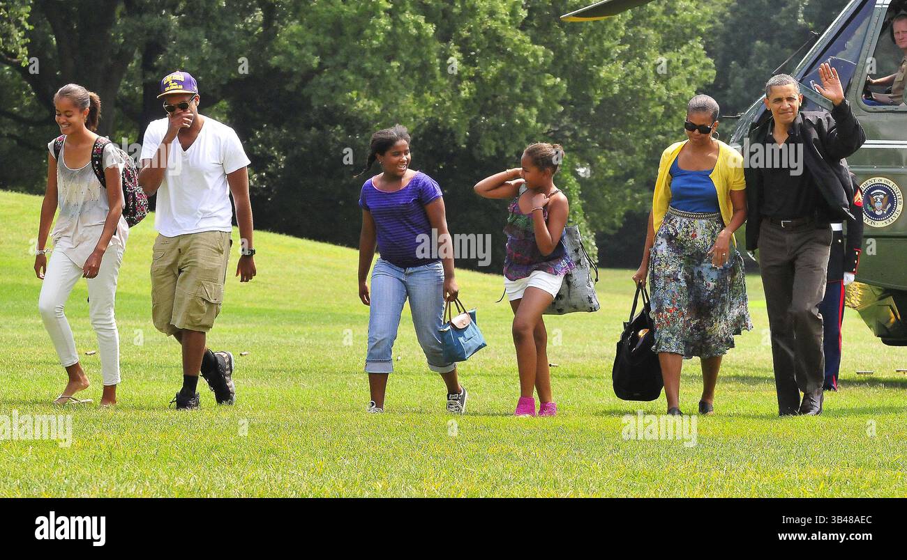 Avery robinson hi-res stock photography and images - Alamy