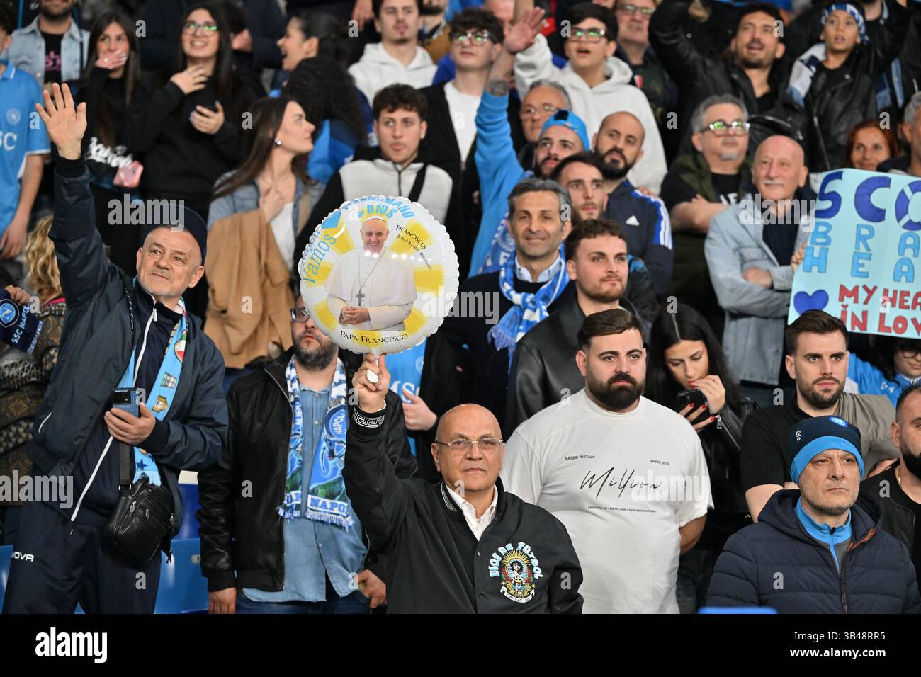 Naples, Italy. 27th Apr, 2025. Italy, march 29 st 2024: Fans during the ...
