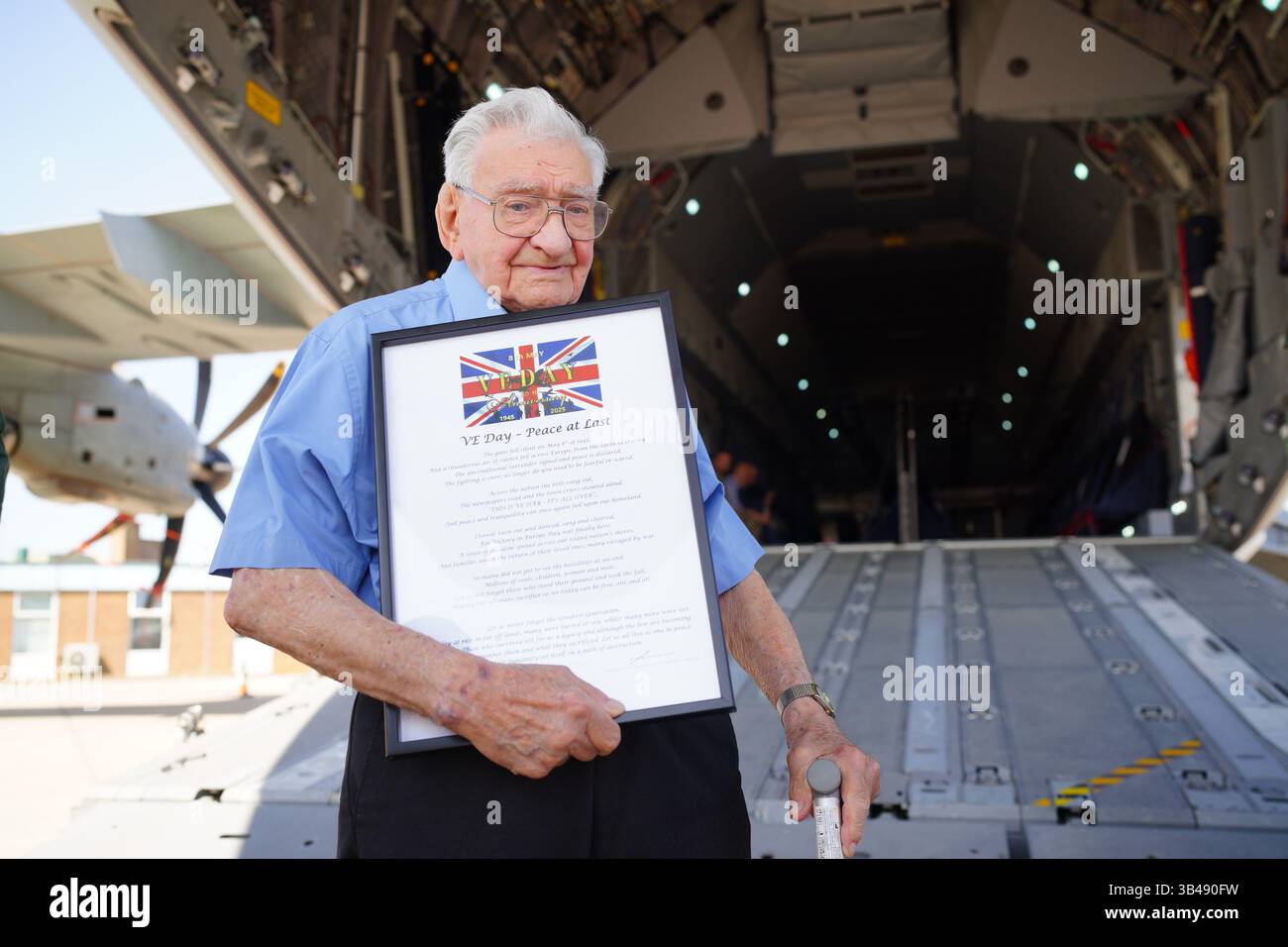 99-year-old World War Two RAF veteran Dennis Bishop, a former Leading ...