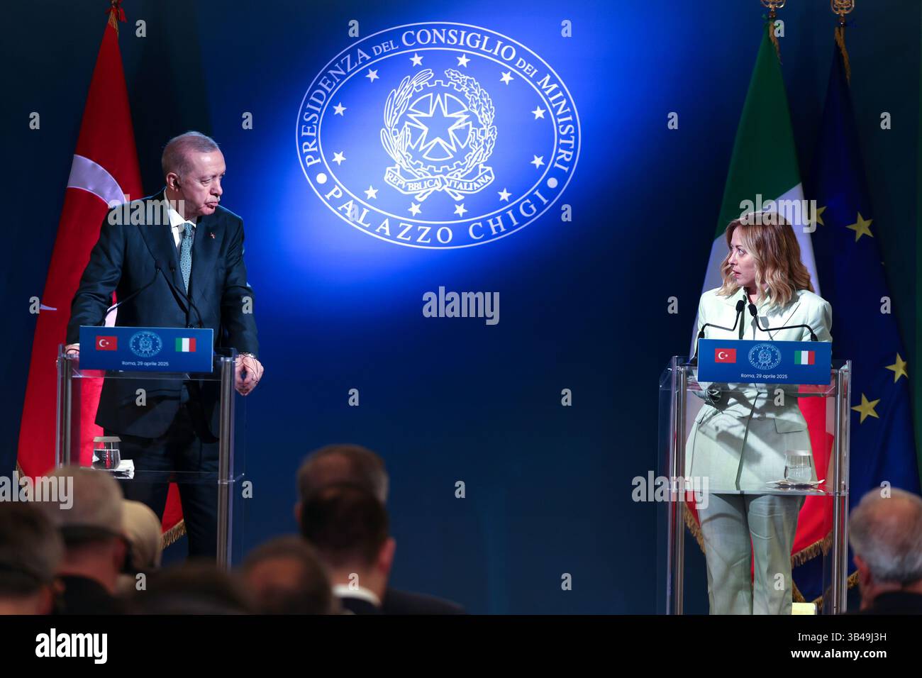 Italian Premier Giorgia Meloni receives Turkish President Recep Tayyip ...