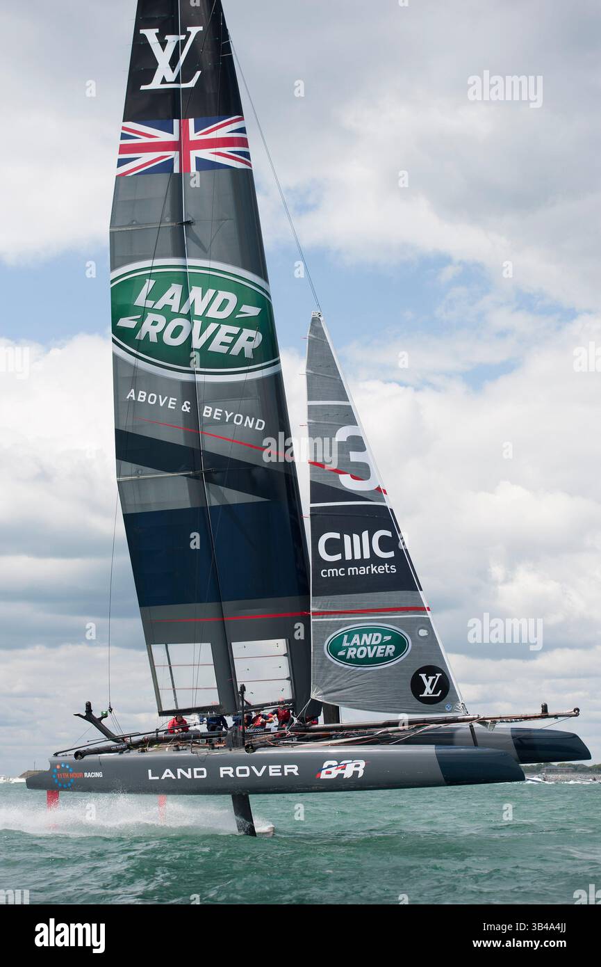 25 July 2015: Land Rover BAR in flight during the America's Cup first ...