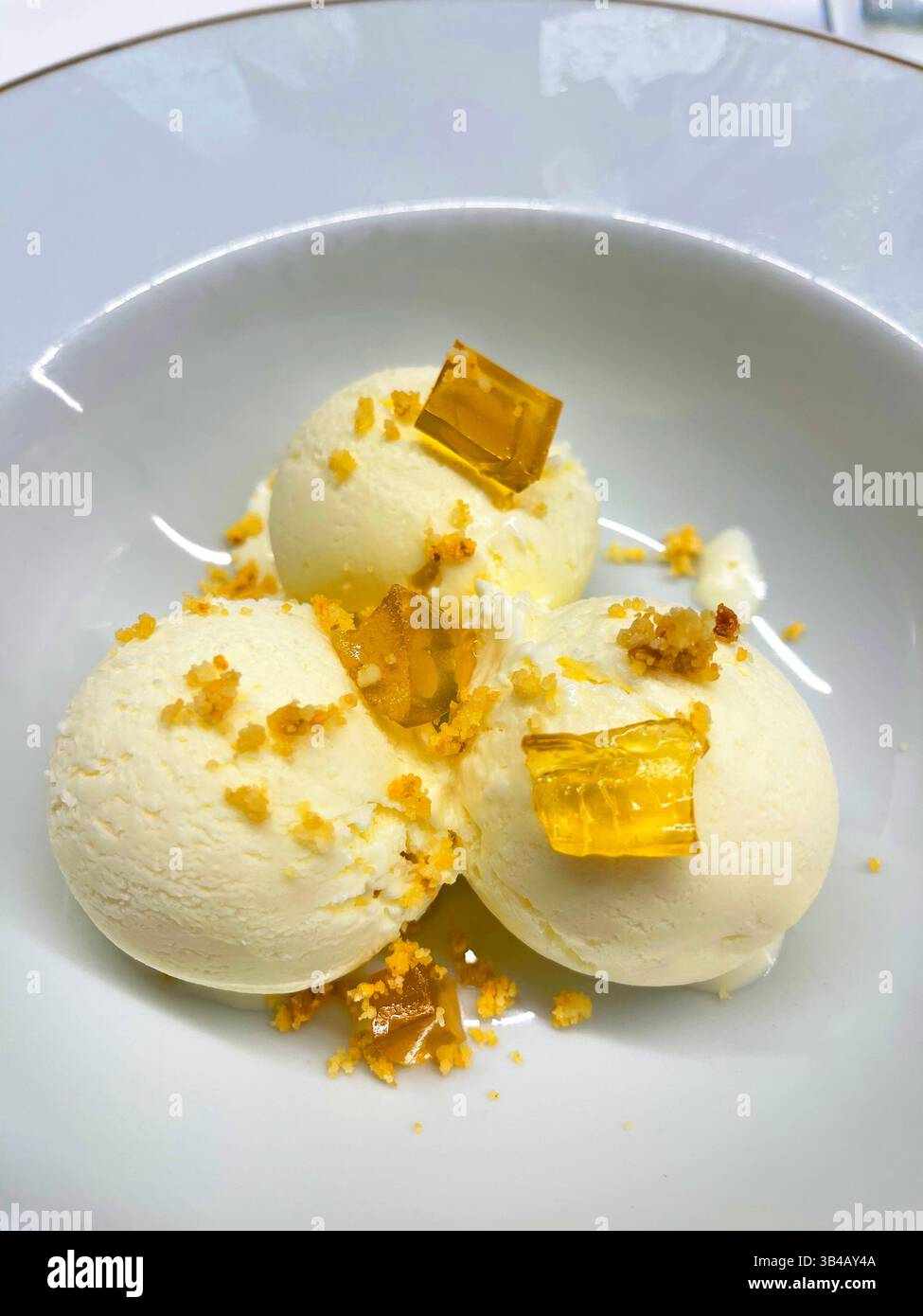 Close up cream cheese smartphone stock photos and images - Alamy