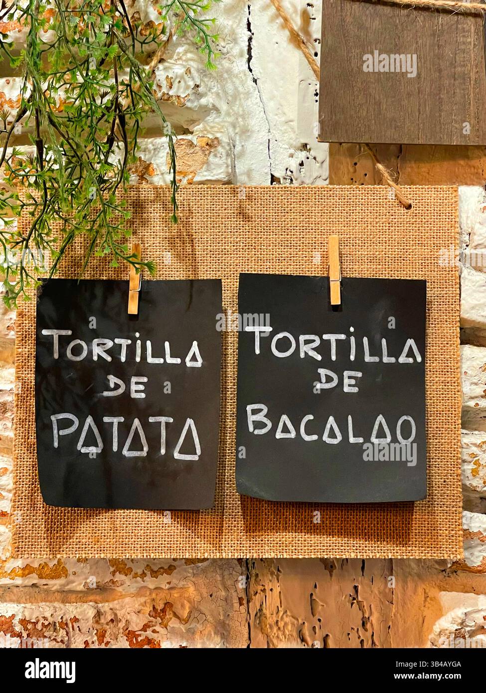 Potato cod feeding hi-res stock photography and images - Alamy