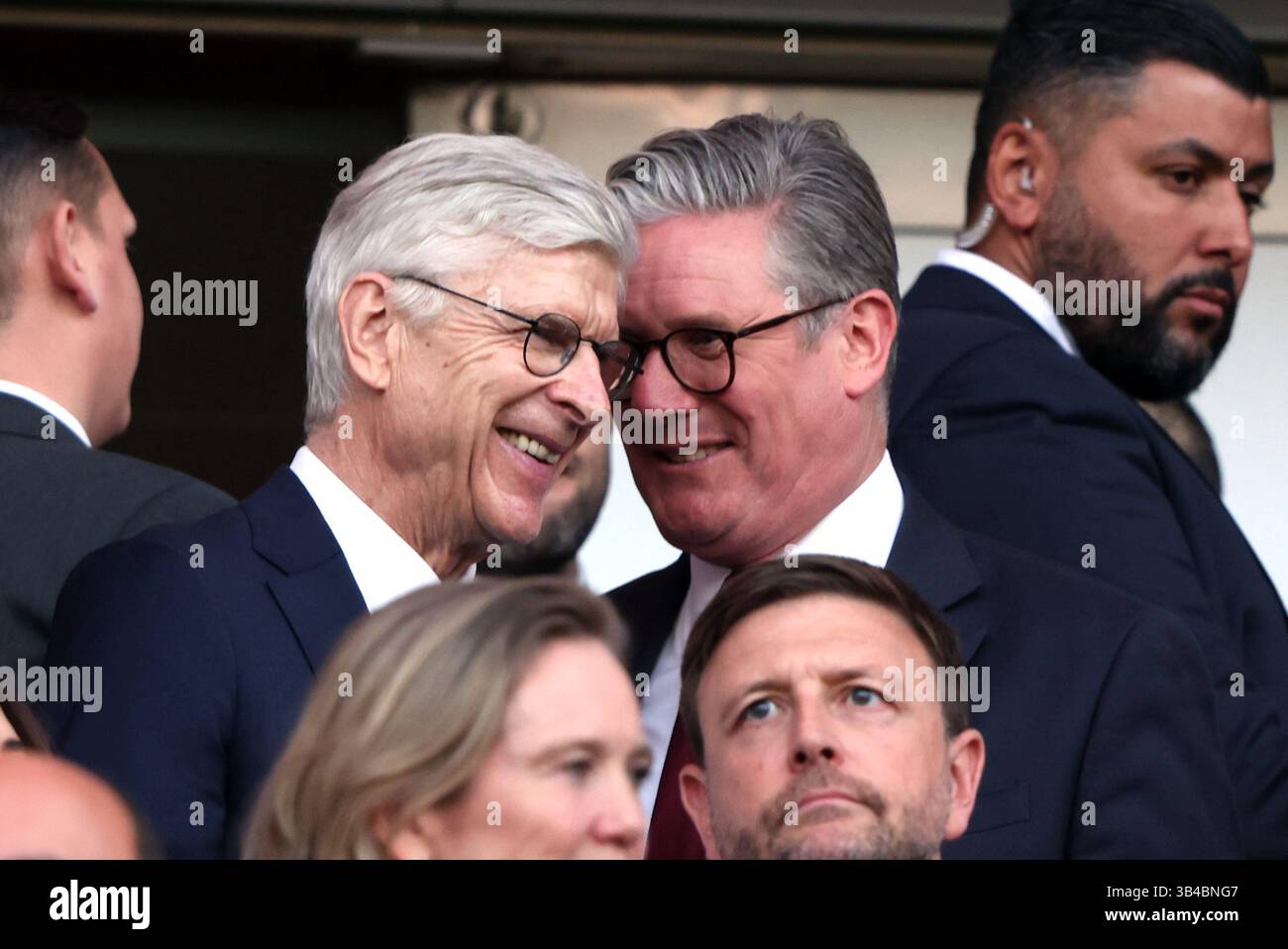 Arsene Wenger and British Prime Minister Sir Keir Starmer at the ...