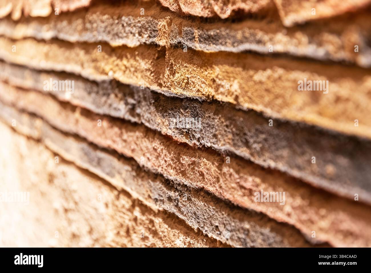 Rough rock formations create hi-res stock photography and images - Alamy