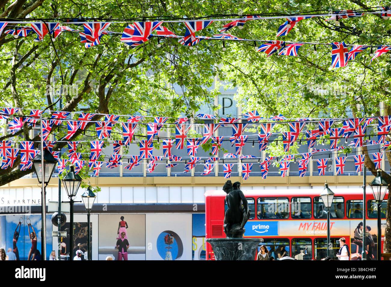 London, UK. 30th Apr 2025. London prepares for Victory in Europe Day ...