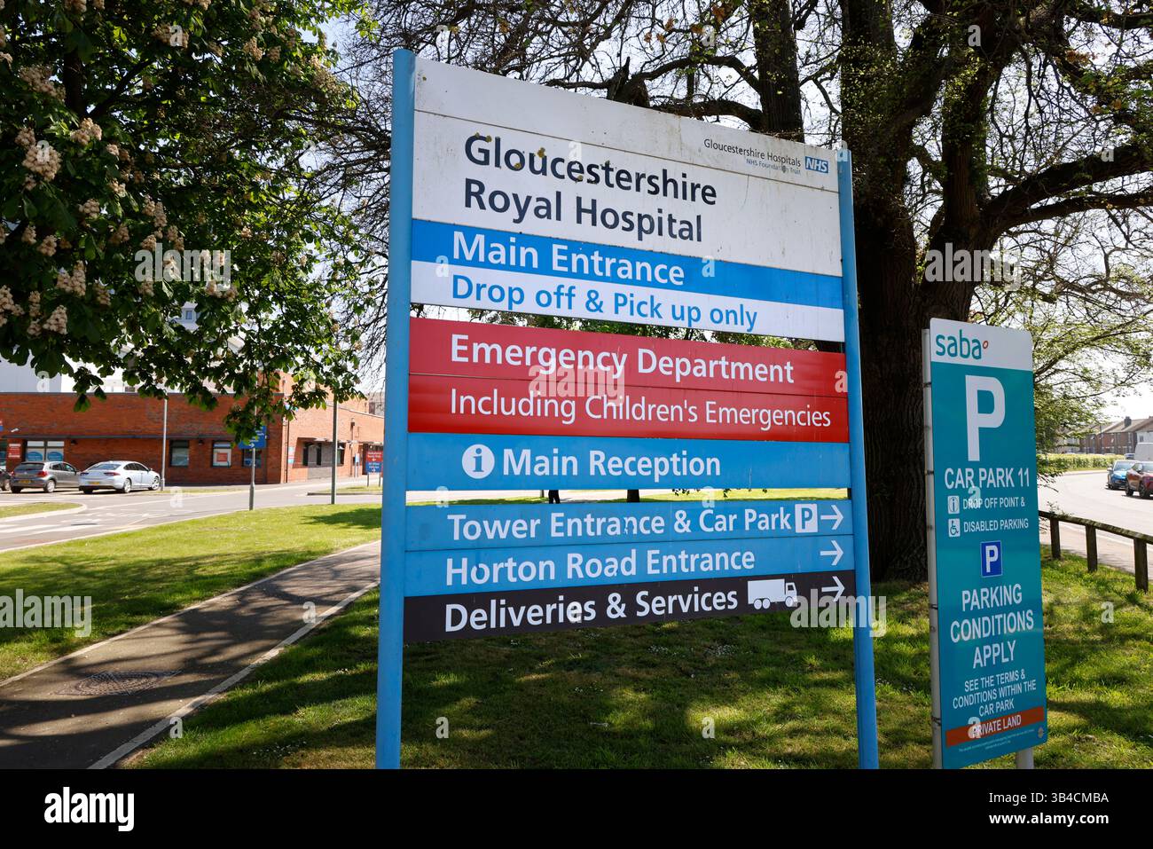 Signage at Gloucestershire Royal Hospital, Great Western Road ...