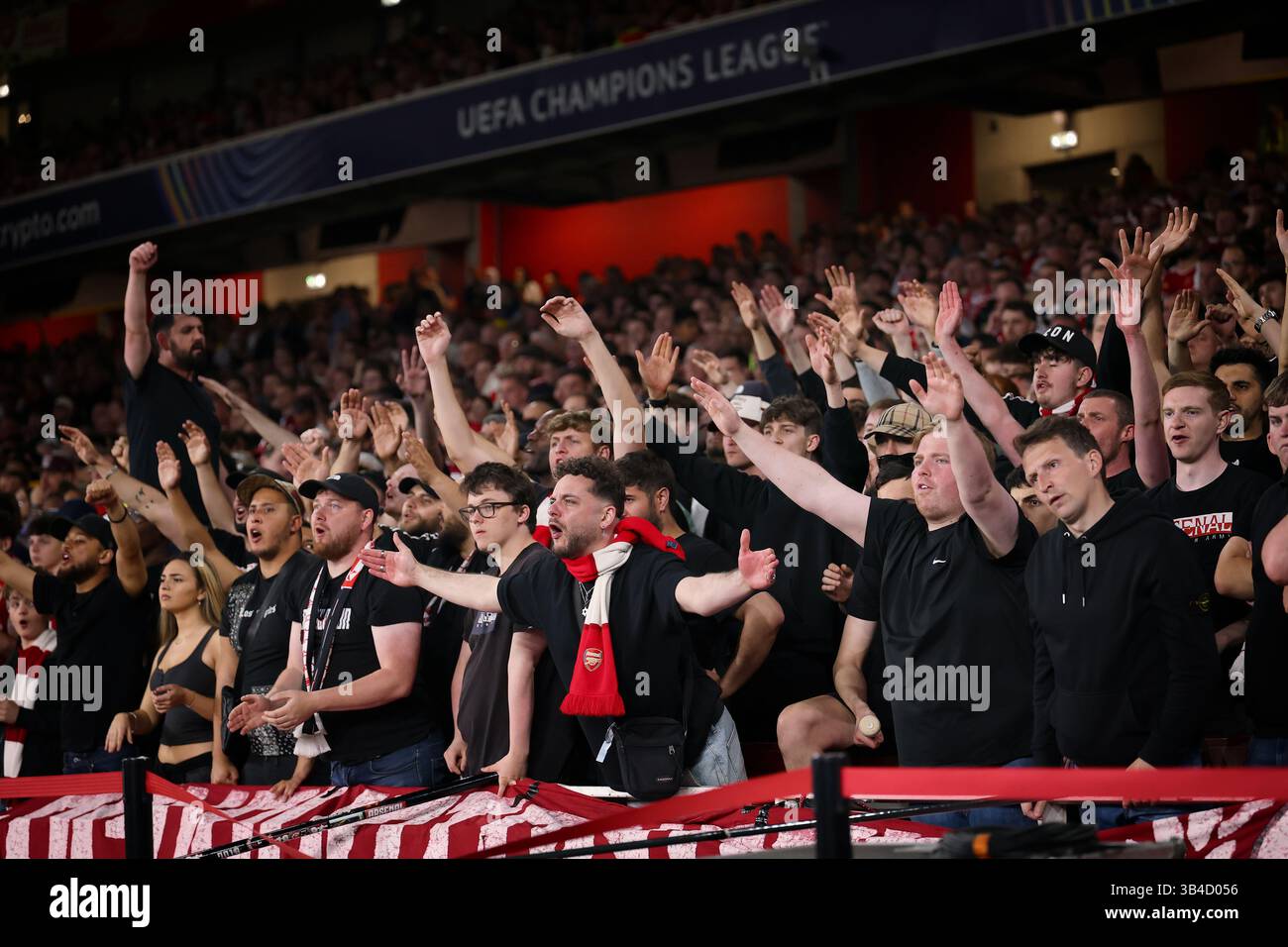 Arsenal fans - Arsenal v PSG, UEFA Champions League Semi Final 1st Leg ...