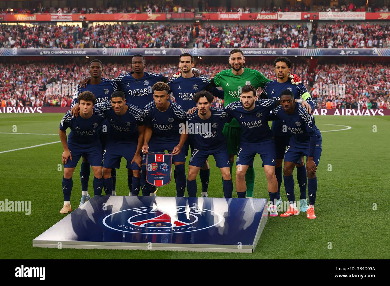 Desire doue psg khvicha hi-res stock photography and images - Alamy