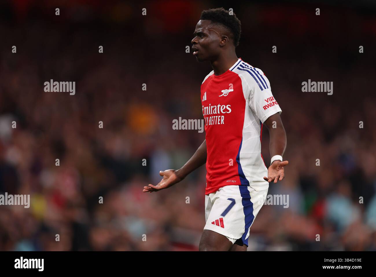 Saka psg emirates arsenal 2025 hi-res stock photography and images - Alamy